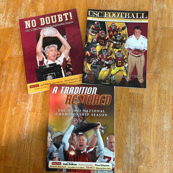 Other | Usc Trojans Championship Booklet Lot 203 2004 Season Guides ...